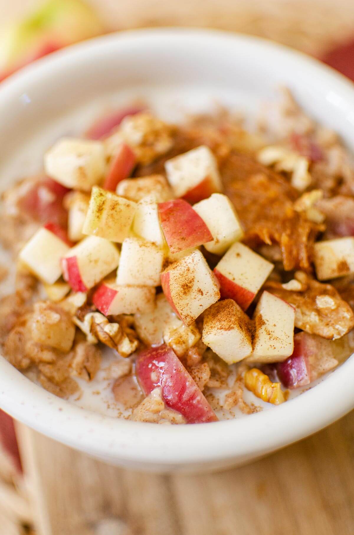 Apple Cinnamon Oatmeal | Living Lou